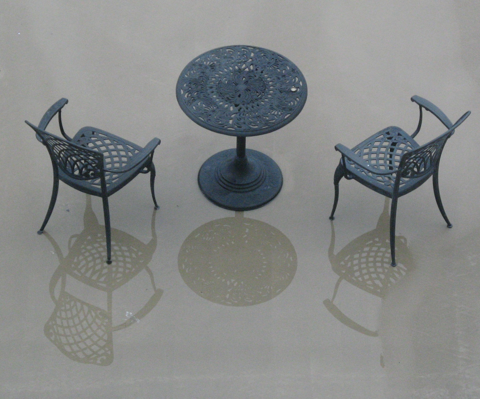 Chairs Poem – Erika Bizzarri